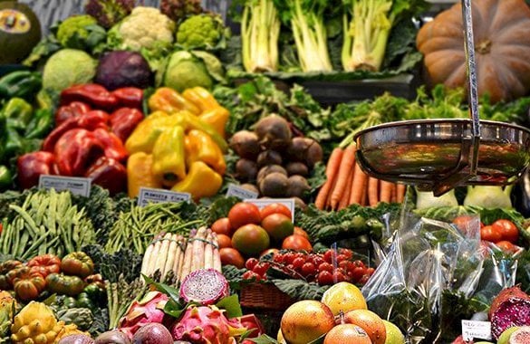 Top of the cheapest markets in Paris | Le Bonbon