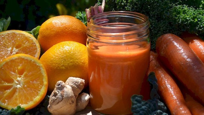 Où boire un bon jus de fruits frais à Paris ? Le Bonbon