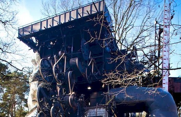 GRAND-PARIS : à la découverte de l\'incroyable Cyclop de Tinguely | Le ...