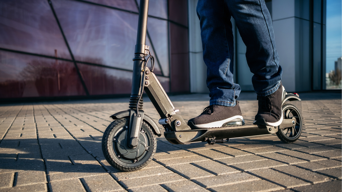 Les parkings à trottinettes arrivent à Paris | Le Bonbon