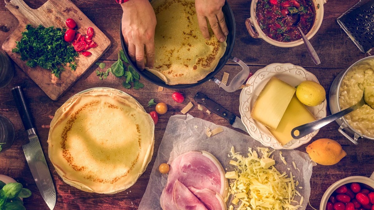 Nouvelle tendance food 2019 : la crêpes-raclette party gourmande ! Le ...