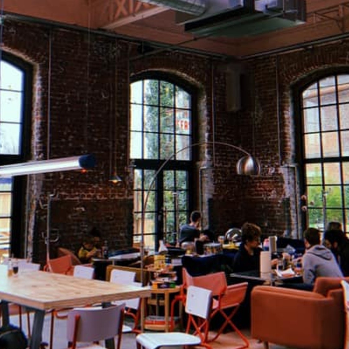 Beer Square : le nouveau bar à bières artisanales et à gaufres de Lille ...