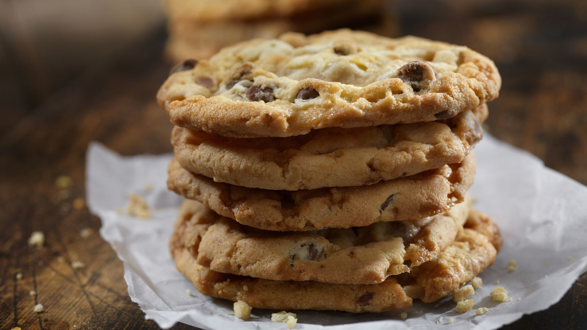 Recette : les maxi cookies choco noisettes vegan de L'Éthiquête | Le Bonbon