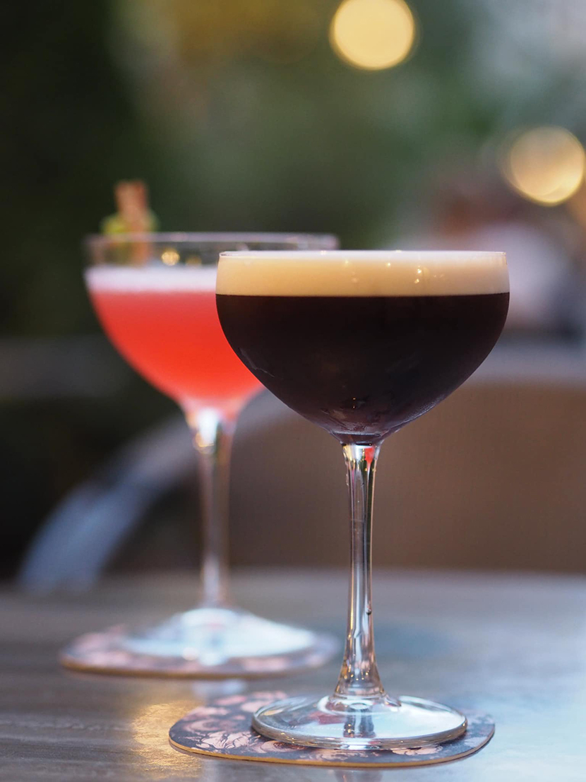 Tendance : les cocktails à emporter pour soutenir son bar préféré | Le ...
