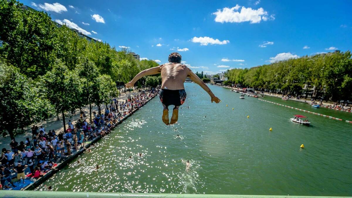 Paris : La Ville va assainir la Seine pour permettre la baignade | Le ...