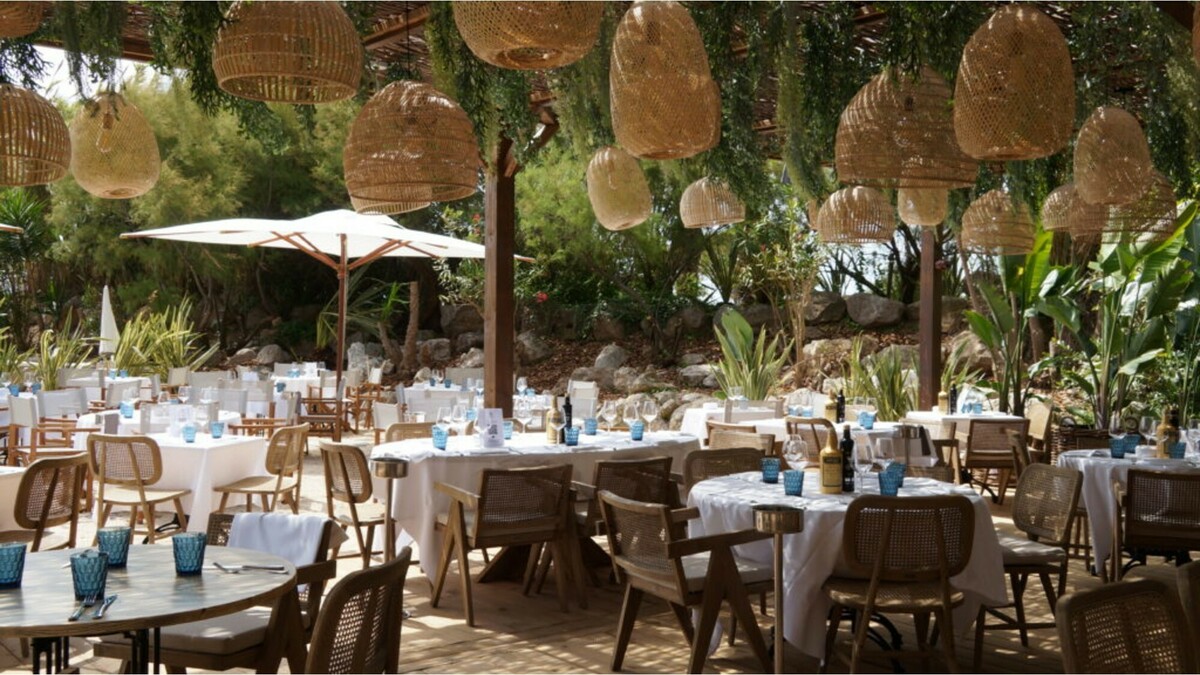 Batik Plage : le resto bar qui vous fait voyager à Bali sans quitter la ...
