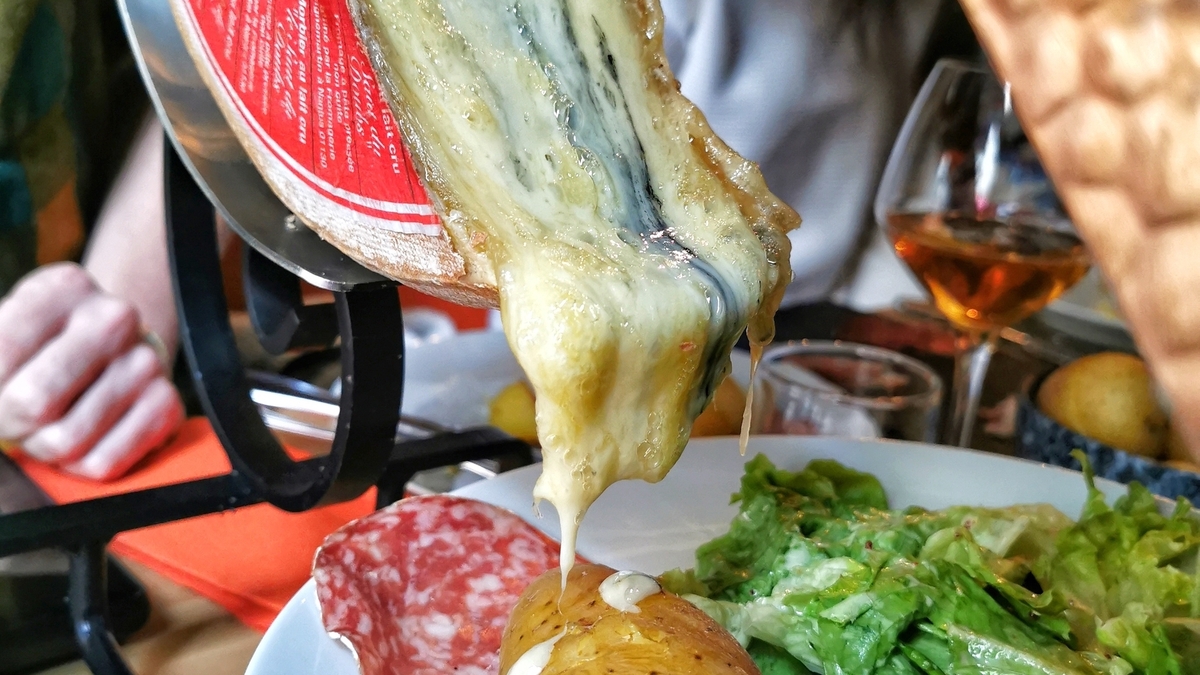 Pépite : un orgasmique marathon de la raclette de 2h30 à dévorer sans ...