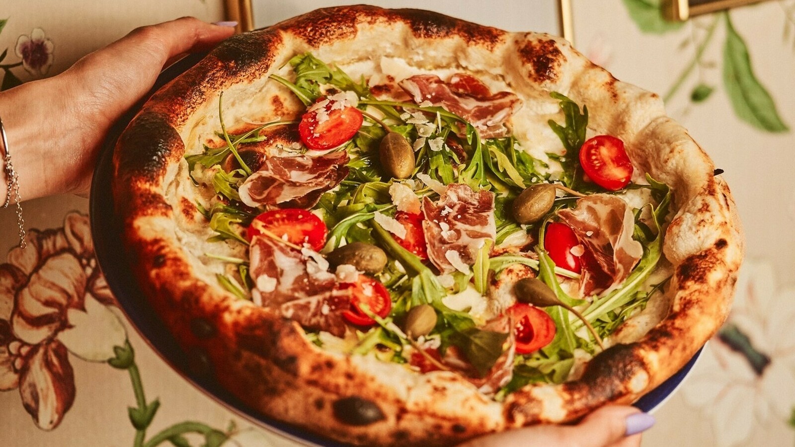 Piperno : la nouvelle pizzeria de Nice qui vous fait voyager à Naples ...