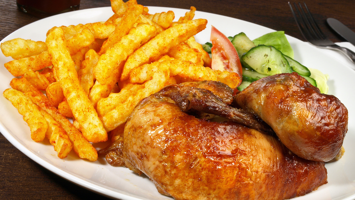 Pépite : le poulet-frites le moins cher de Paris dans ce bistrot du 19e ...