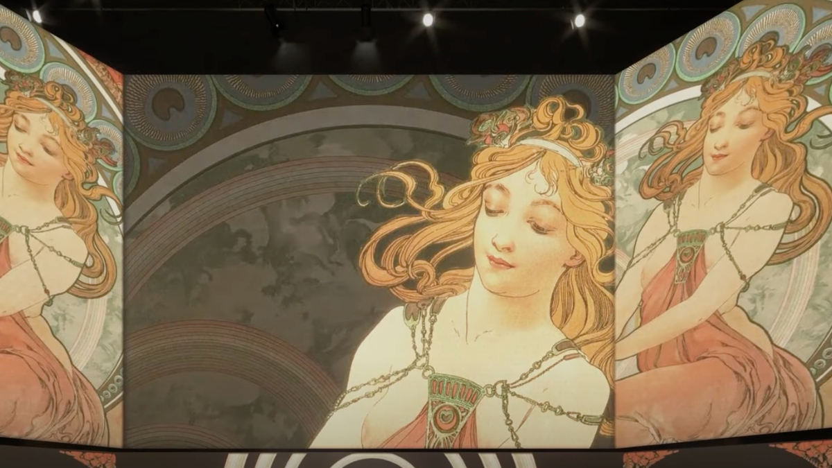 L'expo Éternel Mucha se découvre de nuit et gratuitement au Grand ...