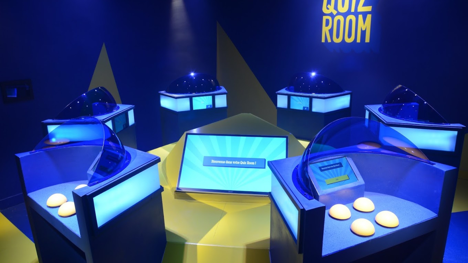 Quiz Room : un jeu de quiz immersif comme sur un plateau télé à ...