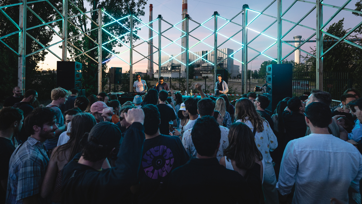 2 clubs emblématiques s'associent pour un after à Virage après une ...