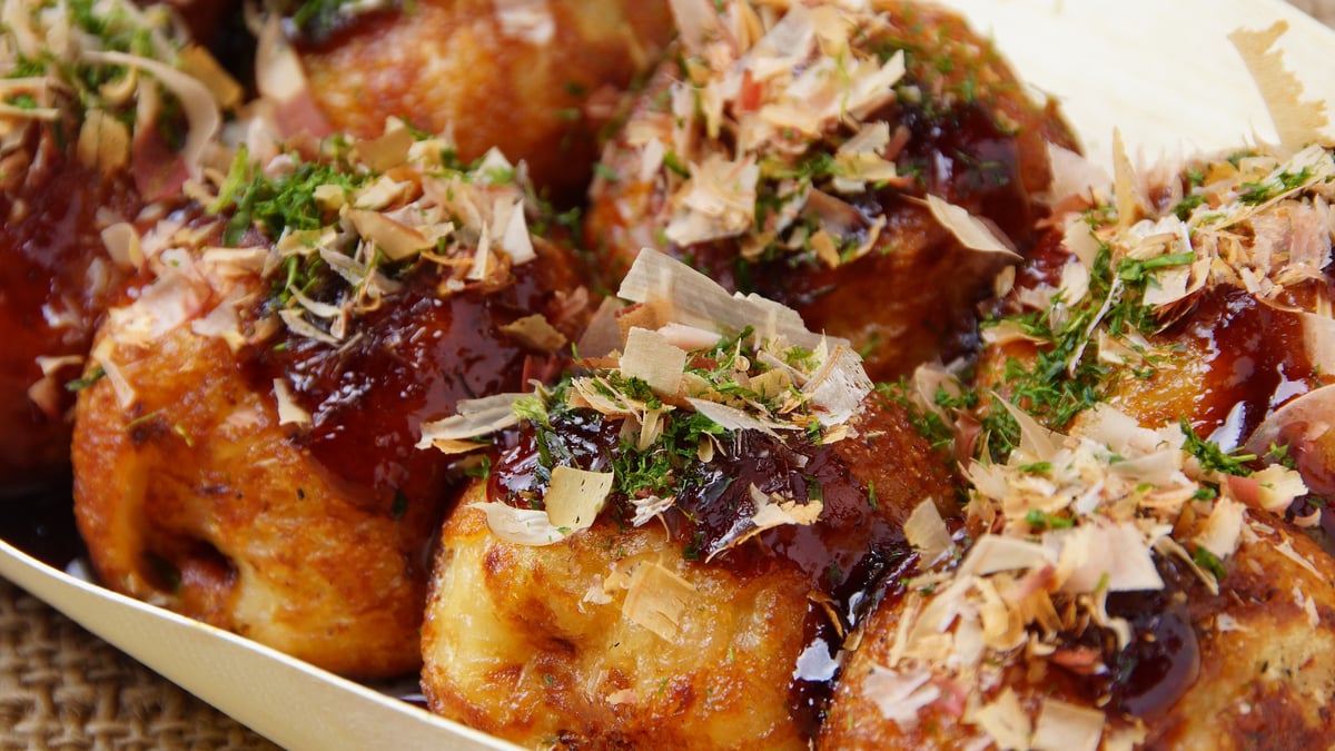3 adresses où manger des takoyaki japonais à Paris | Le Bonbon