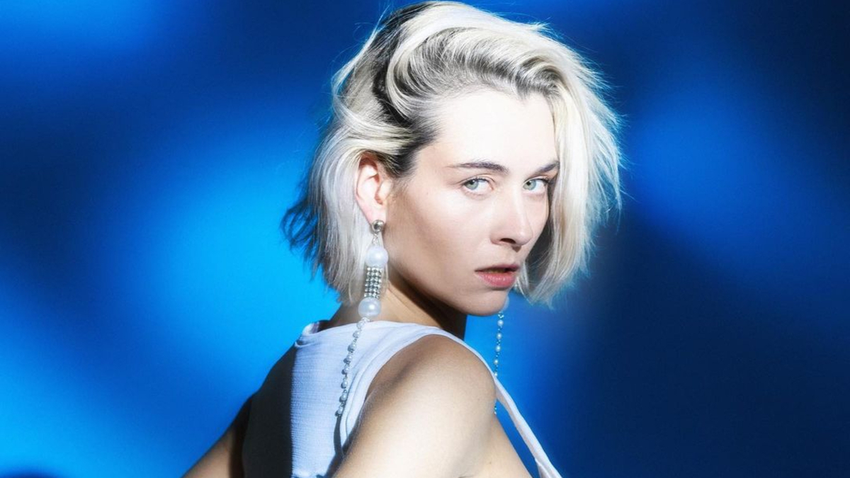 La phénomène trance et eurodance TDJ takeover un club au mapping à 360 ...