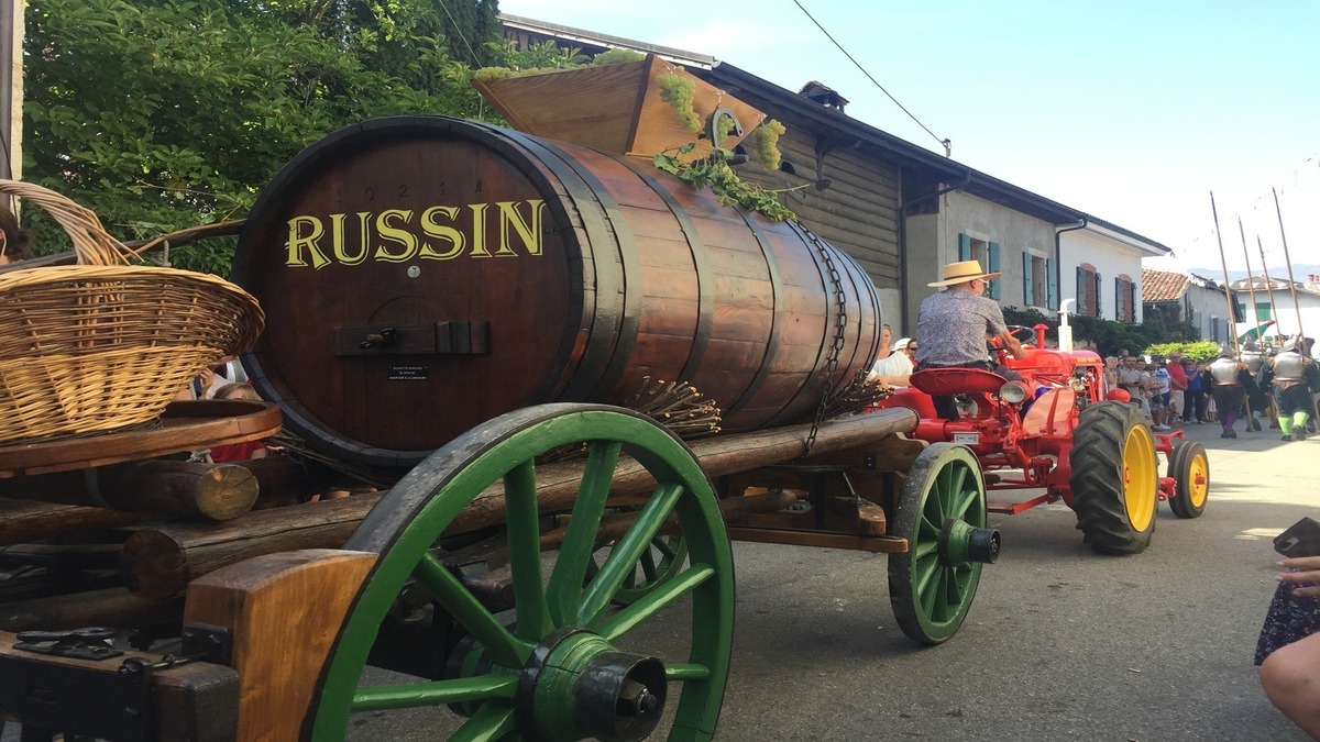 La fête des vendanges de Russin, près de Genève fait son retour ce week ...