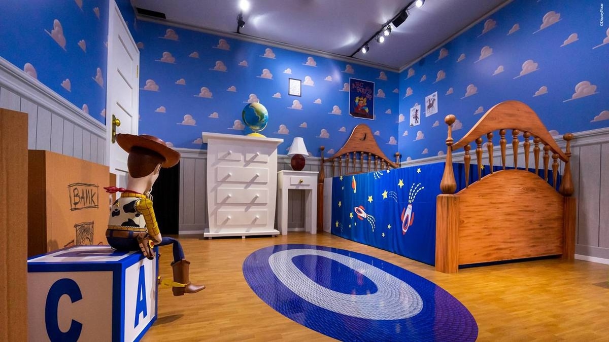 Une fabuleuse exposition immersive Pixar de 3 500 m2 va débarquer à ...