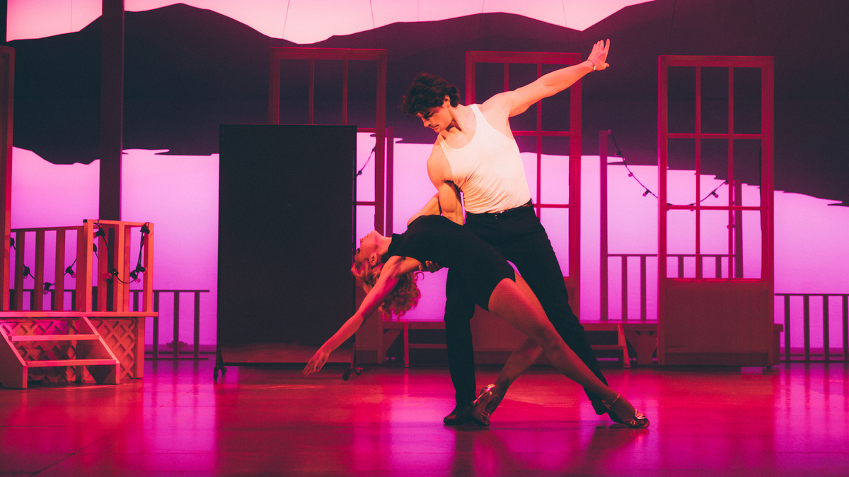 Dirty Dancing : Michael O’Reilly, l'artiste britannique qui fait danser ...
