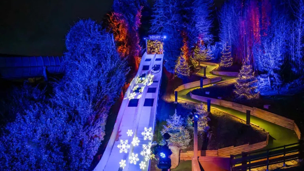 Ice skating, rides, raclette... A magical Christmas at Parc Astérix ...