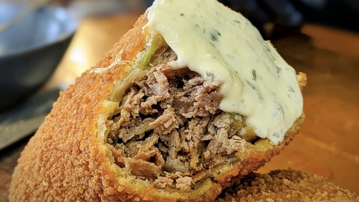 Ce restaurant fait des kebabs panés hyper fat à deux pas de Paris | Le ...