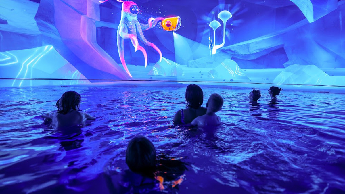 A new futuristic water park with an outdoor beach near Paris | Le Bonbon