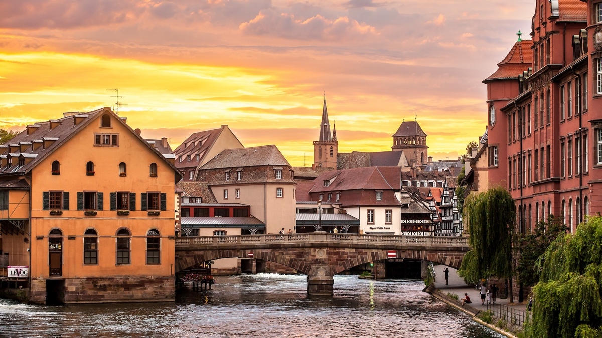 In 2100, the temperature in Strasbourg will exceed 35° with peaks of ...