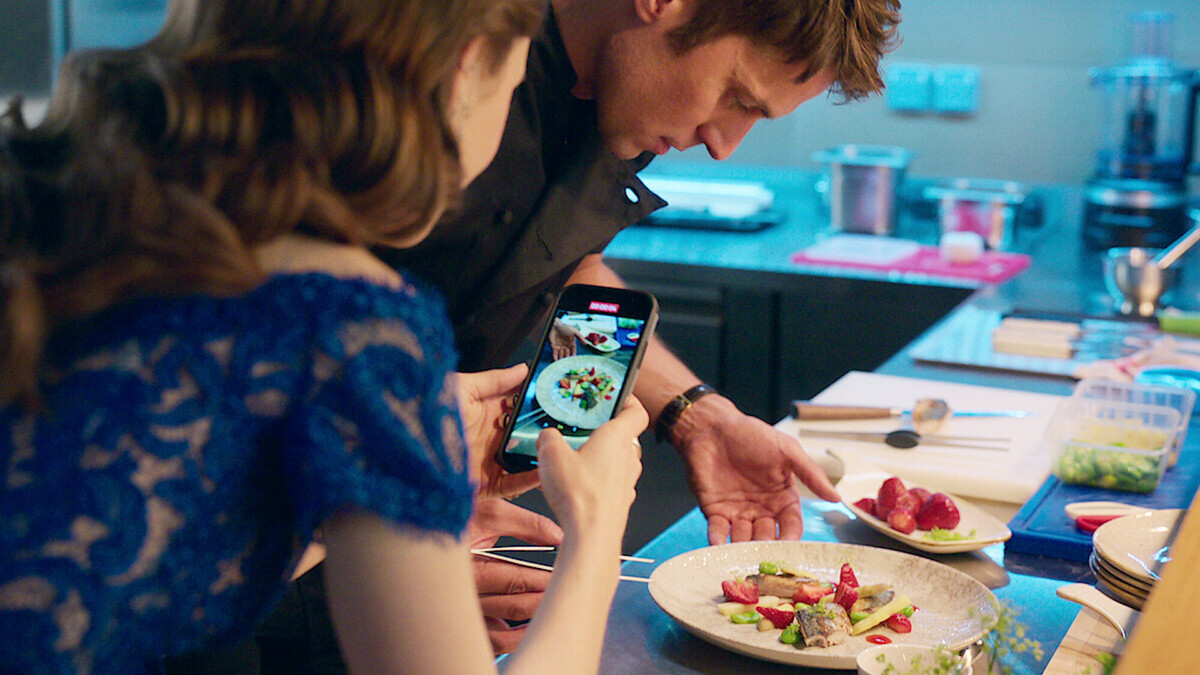 Cet ancien Top Chef propose un menu comme dans Emily in Paris | Le Bonbon