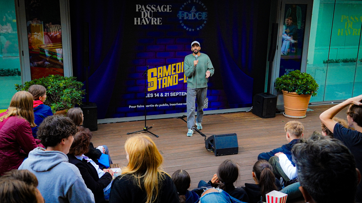 Un comedy club gratuit et en plein air dans ce jardin caché à Saint ...