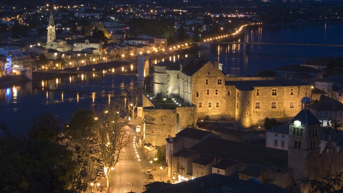 4 stunning castles to discover around Lyon during the Night of Museums ...