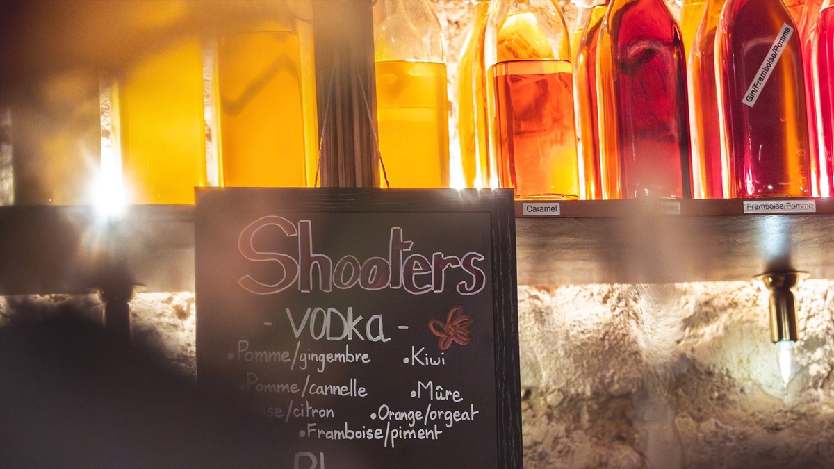 Un bar bordelais lance ses soirées spéciales avec tous les shooters à 1 ...
