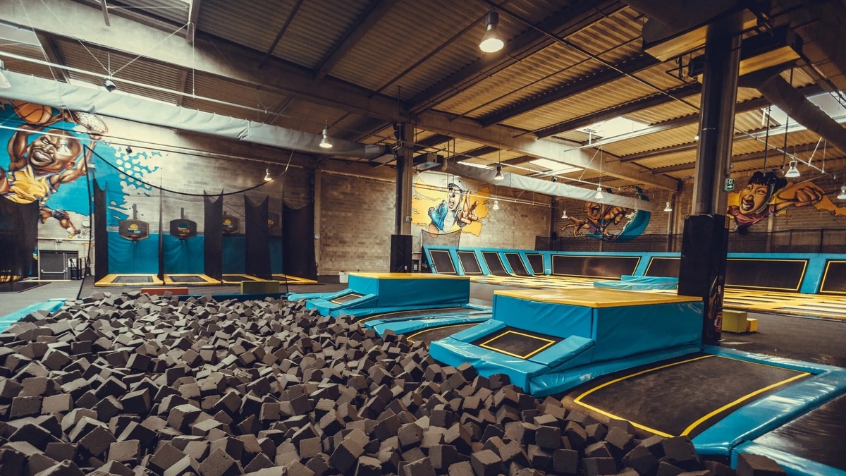 Trampoline Park, the Toulouse temple of fun with karaoke and laser tag ...