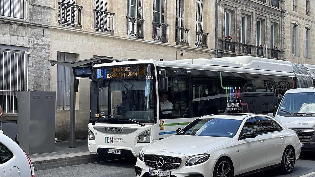 A new express bus line will connect 6 communities in Bordeaux Métropole ...