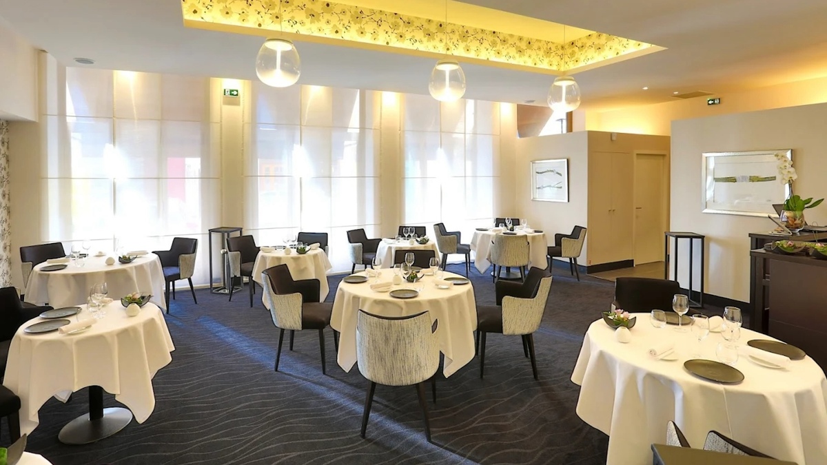 Ce célèbre restaurant étoilé depuis 23 ans à Lyon vient de fermer en ...