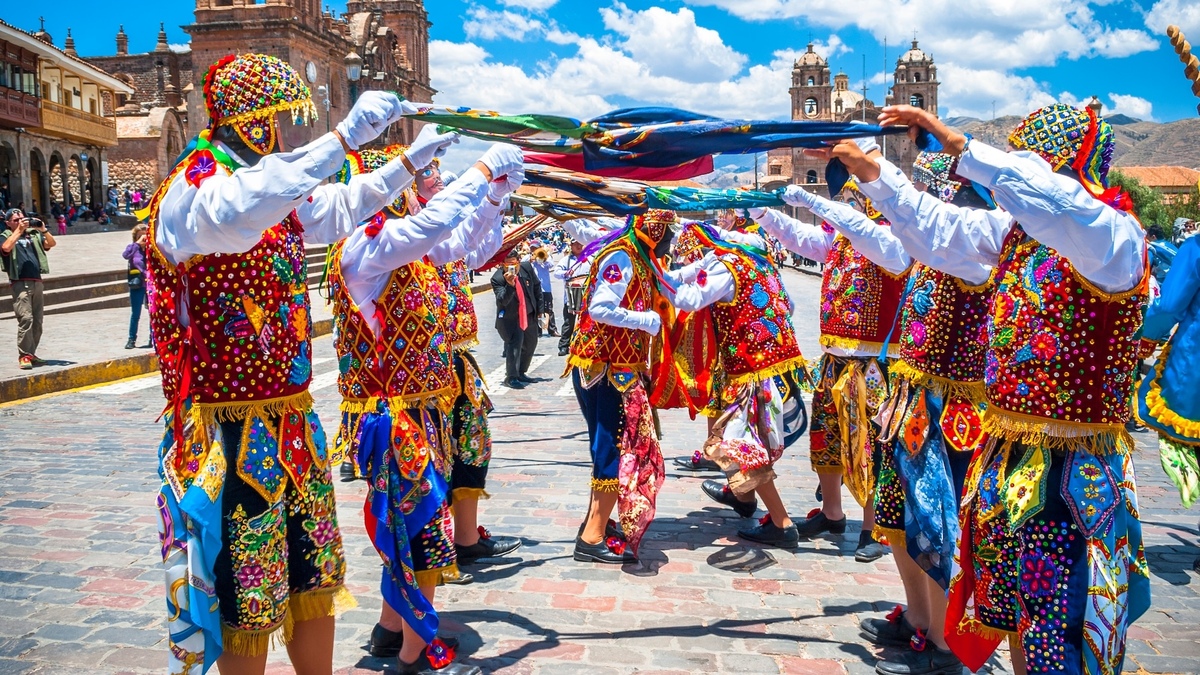 Une grande fête péruvienne avec concerts, danses et village gourmand ...