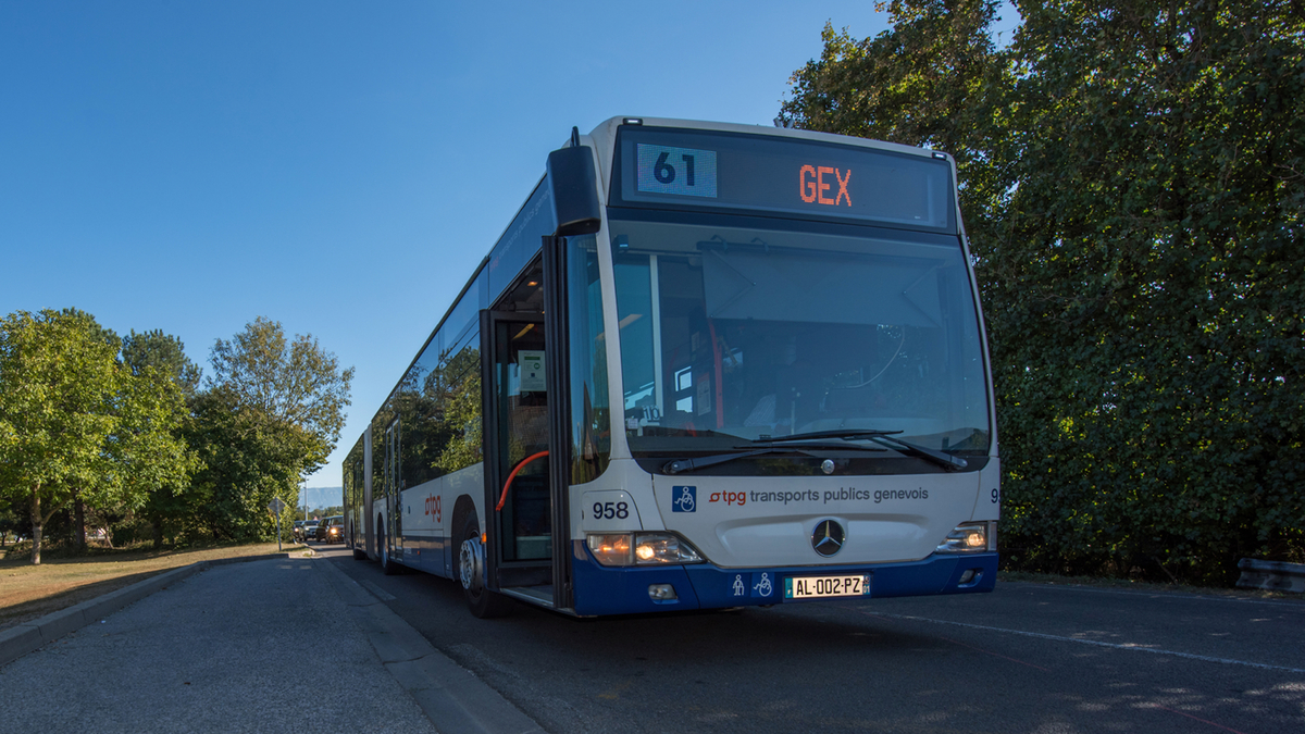 Ce nouveau bus relie Genève à l'une des plus belles régions françaises ...