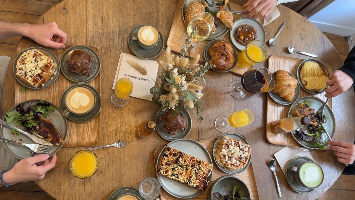 A new 100% plant-based brunch has opened right in the heart of Bordeaux ...