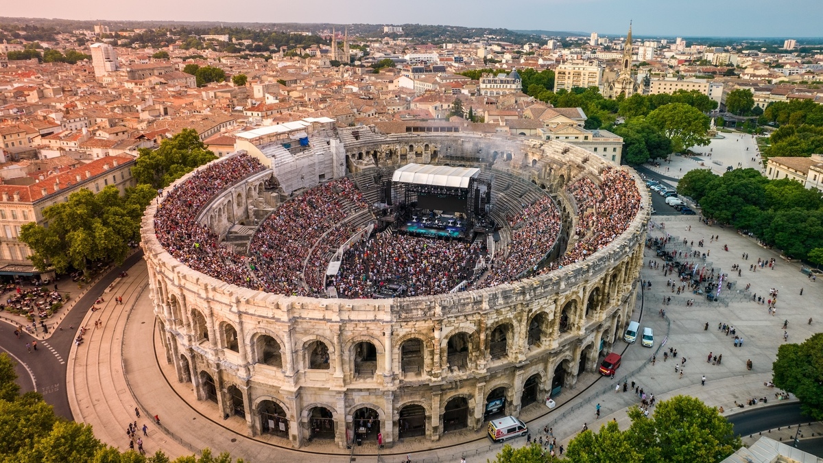 Cette artiste phénomène de la chanson française sera en concert aux ...