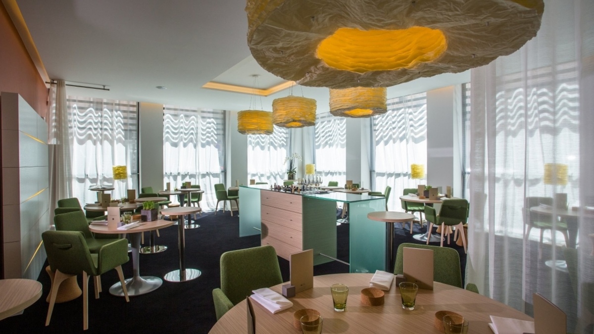 Un chef deux étoiles va s'installer à la place du restaurant Pierre ...