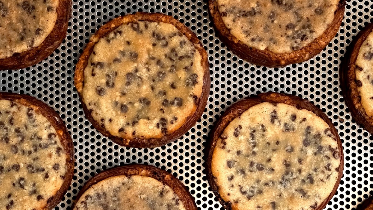 Un cookie façon cinnamon roll ultra fondant dans cette boulangerie ...