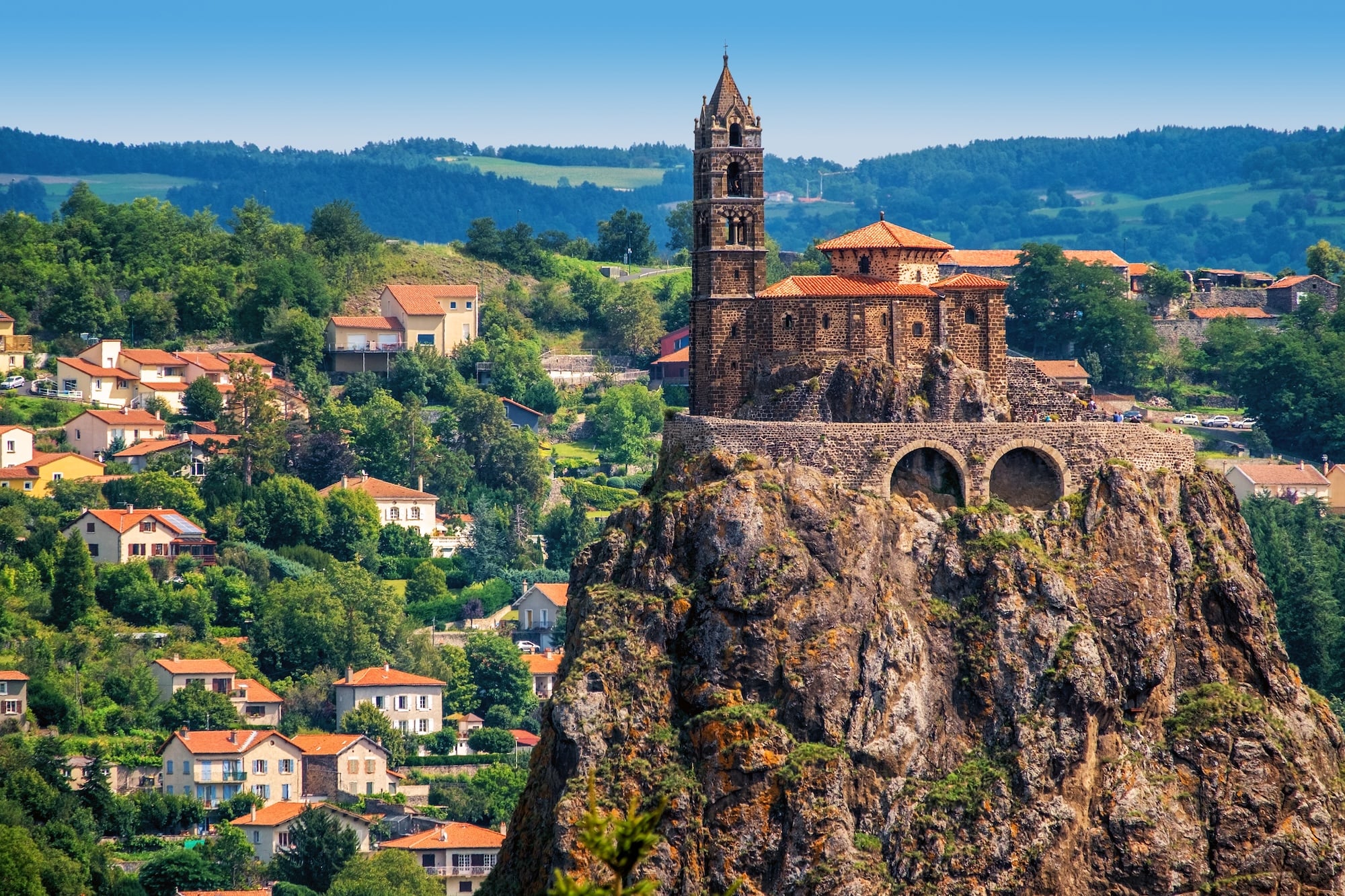 Just an hour and 45 minutes from Lyon, this chapel perched on a volcano ...